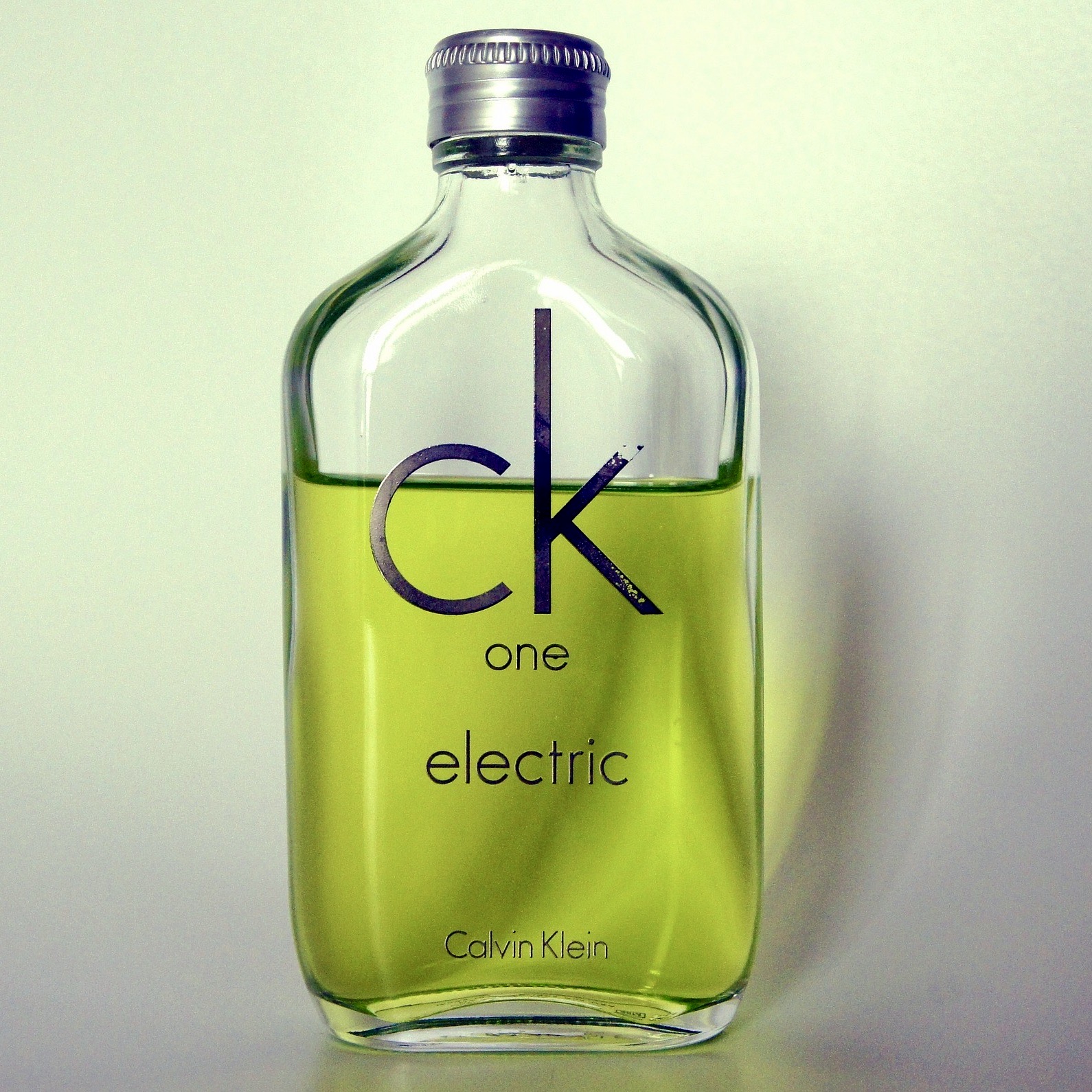 Colonia Calvin Klein one electric – Botiga Hiperbòlica